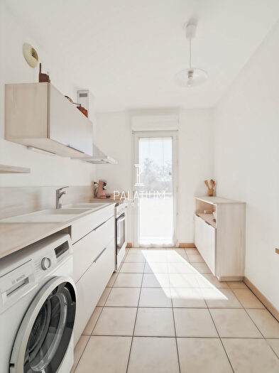 Appartement à vendre - Manosque, Collines du Sud - 3 pièces - 2 chambres