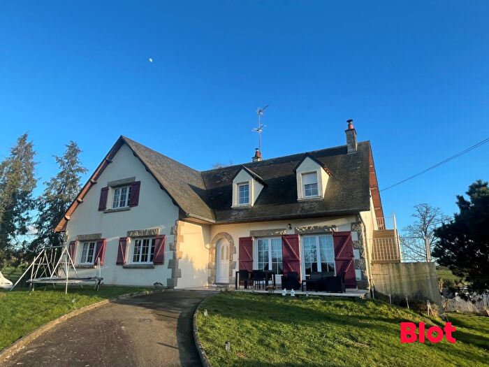 Maison à vendre - La Chapelle-Janson - 8 pièces - 6 chambres