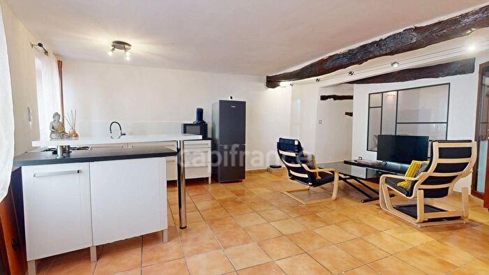 Appartement 2 pièces à Brignoles, Centre-ville, Vieille ville, à vendre