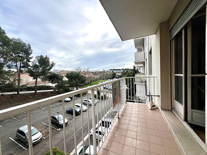 Appartement à vendre - Marseille e , Les Olives - 4 pièces - 3 chambres