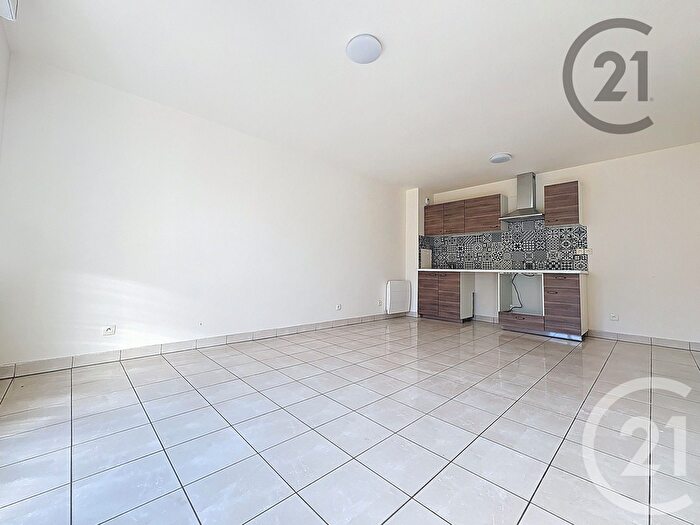 Appartement à vendre - Provins, ZUP - 3 pièces - 2 chambres