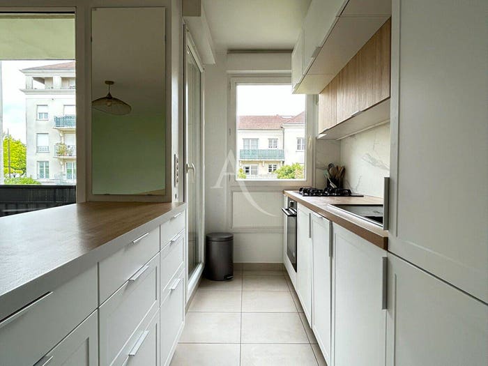 Tillet et Est, Bussy-Saint-Georges - Appartement 2 pièces à louer