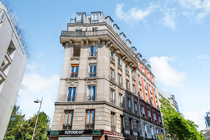 Paris 19ème, Flandre, Aubervilliers : Appartement 2 pièces à vendre