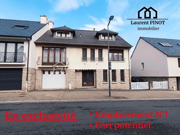 Maison 7 pièces à Saint-Grégoire, à vendre