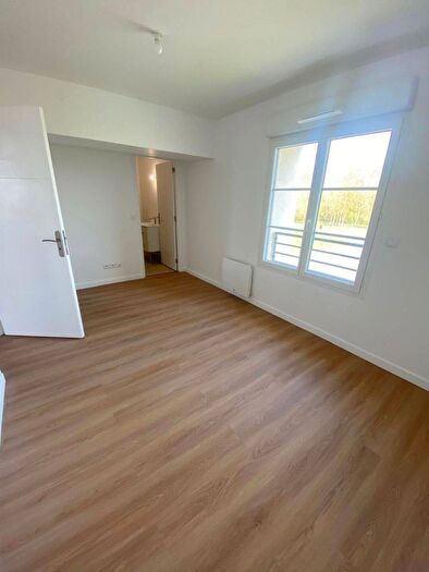 Maison à louer - Tillet et Est, Bussy-Saint-Georges - 4 pièces - 3 chambres