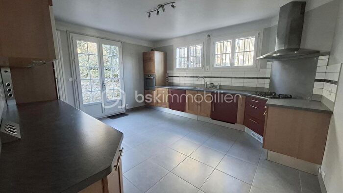 Méréville - Maison 9 pièces à vendre