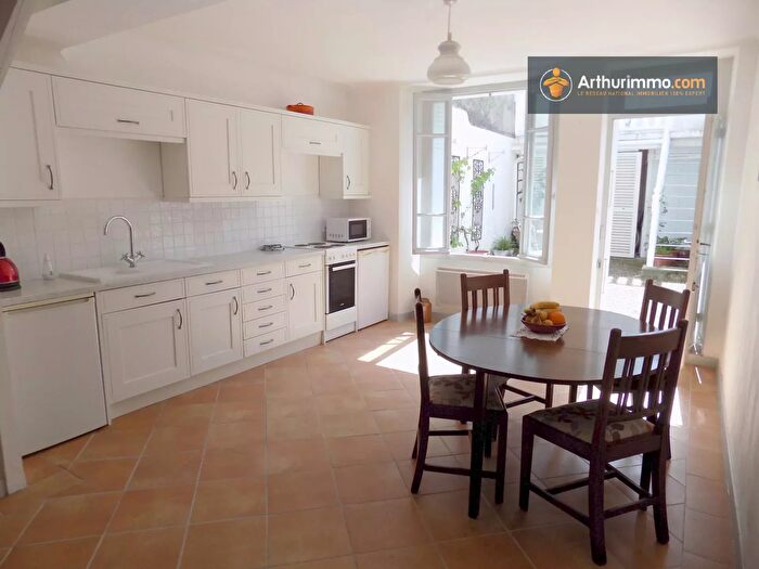 Maison à vendre - Sainte-Colombe-sur-lHers - 6 pièces - 4 chambres