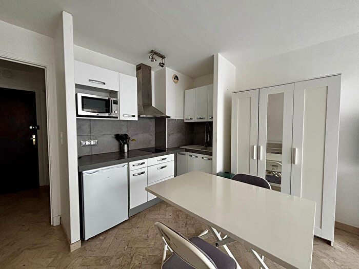 Appartement à louer - Nice, Thiers, Musicien - 1 pièce