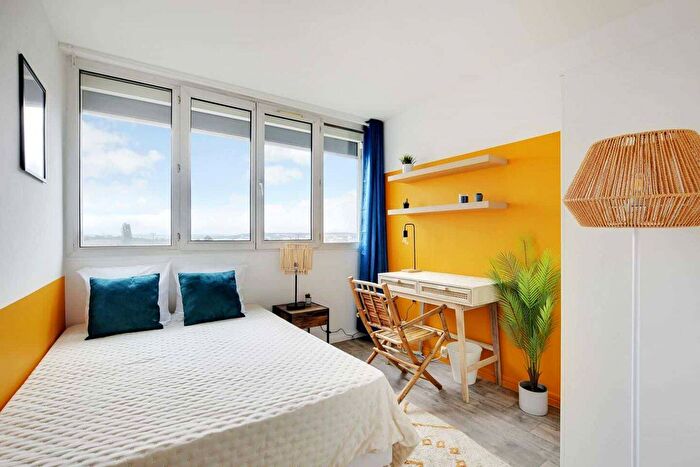 Hauts Fossés-Esslières-Sorières, Le Kremlin-Bicêtre - Appartement 1 pièce à louer