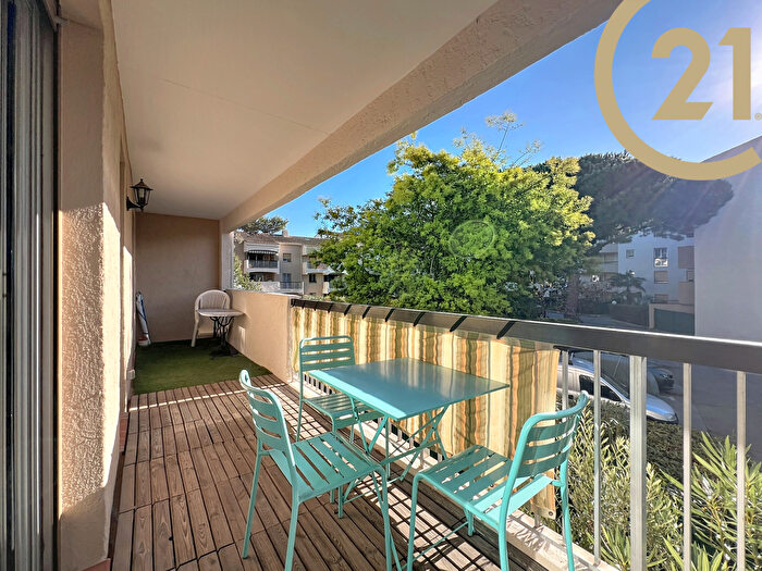 Appartement à vendre - Fréjus - 2 pièces - 1 chambre