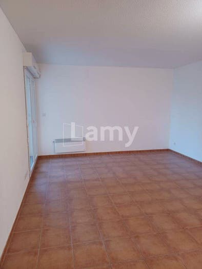 Appartement 2 pièces à Capouchiné, Nîmes, à louer