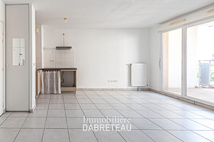 Lyon 8ème, Etats Unis : Appartement 3 pièces à vendre