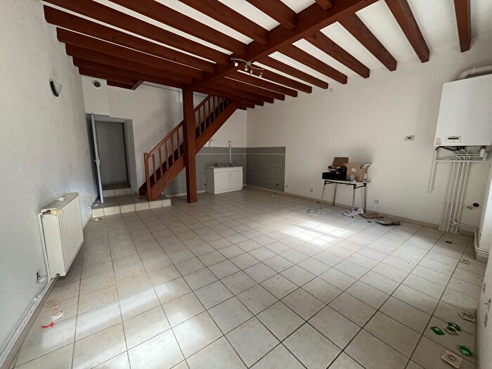 Maison 4 pièces à louer - Châteauneuf-de-Galaure