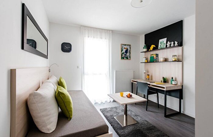 Appartement à louer - Bourgogne-Pasteur, Orléans - 1 pièce