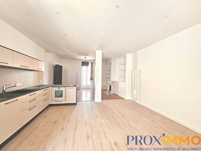 Voiron, Centre-ville, Gare : Appartement 3 pièces à louer