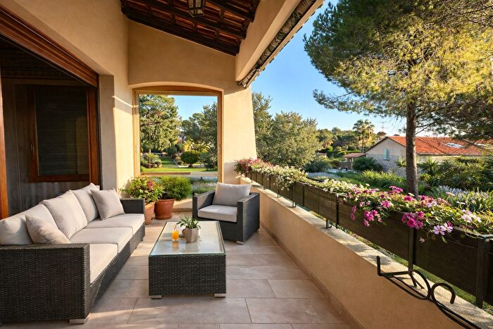 Appartement à vendre - Le Cannet, Rocheville, Colombier, Campelières - 4 pièces - 3 chambres