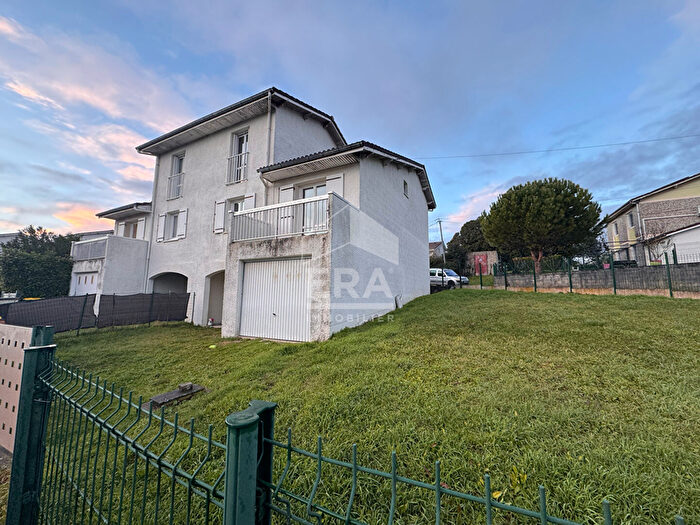 Maison à vendre - Blaye - 4 pièces - 3 chambres