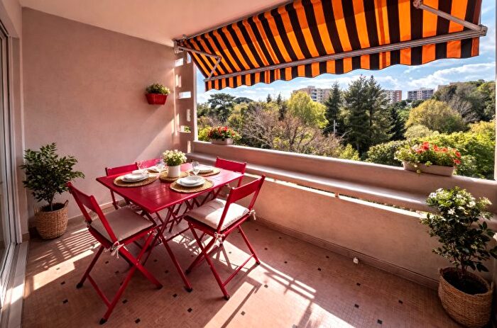 Appartement à louer - Écully, Chalier, Valvert - 4 pièces - 3 chambres