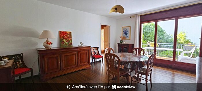 Six-Fours-les-Plages, Les Lones, Bucarin, Fort, Les Playes : Appartement 4 pièces à vendre