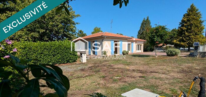 Maison à vendre - Barbezieux-Saint-Hilaire - 5 pièces - 4 chambres