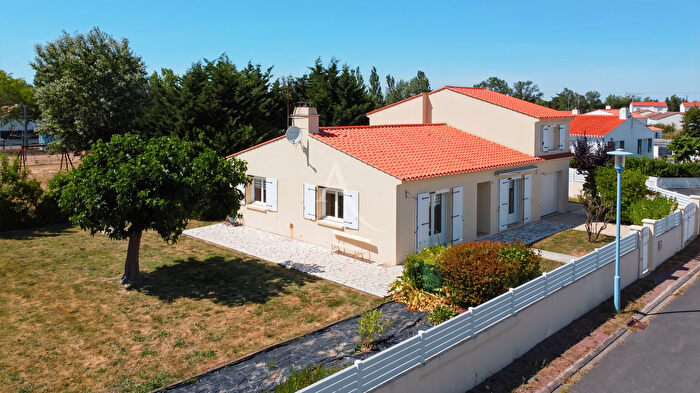 Maison à vendre - Le Perrier - 4 pièces - 3 chambres