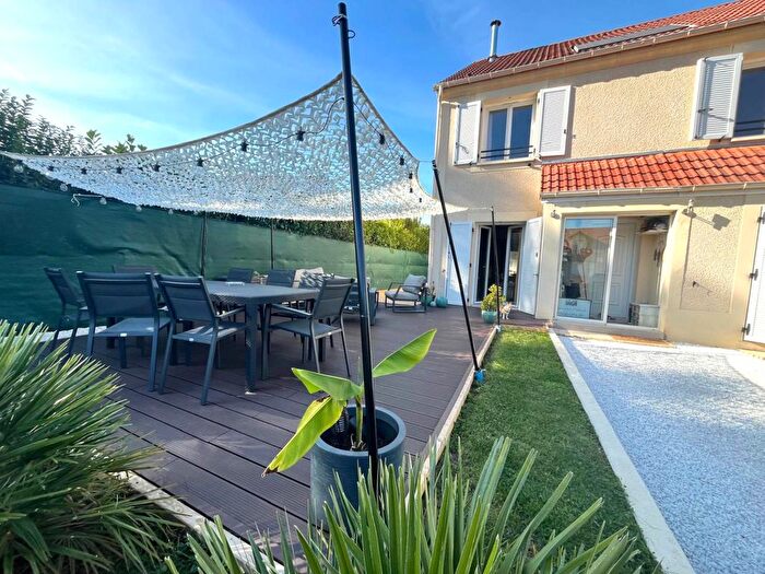 Rambouillet, Villeneuve, Hippodrome - Maison 7 pièces à vendre