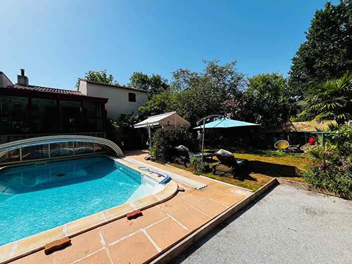 Maison 8 pièces à vendre à La Roche-sur-Yon, Val d'Ornay, Saint-André d'Ornay, Forges