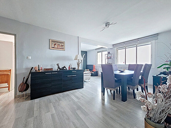 Appartement à vendre - Marseille e , Montolivet - 3 pièces - 1 chambre