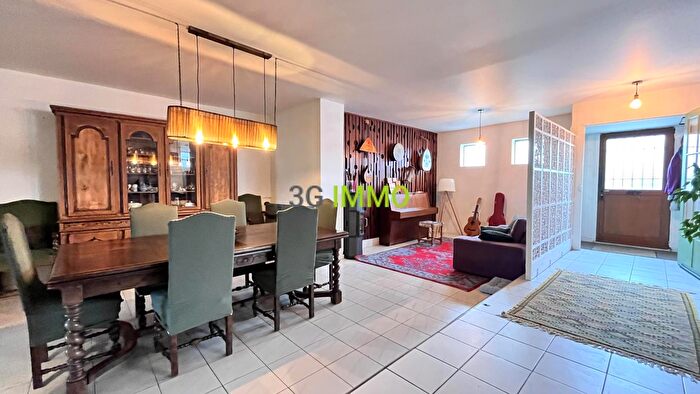 Maison 10 pièces à Corbeil-Essonnes, Pressoir, Prompt, à vendre
