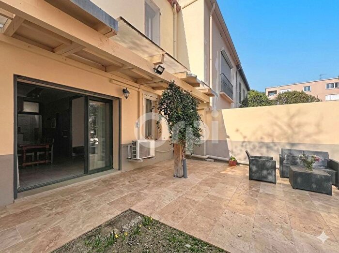 Maison à vendre - Thuir - 5 pièces - 4 chambres