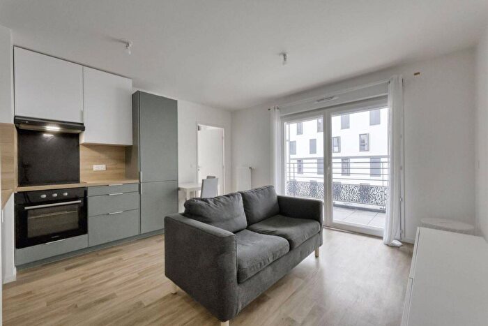 Appartement à louer - Petit Albi, Cergy - 2 pièces - 1 chambre