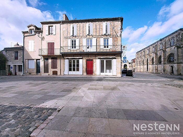 Maison à louer - Condom - 4 pièces - 3 chambres