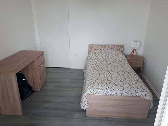 Appartement à louer - Trévois-Croncels, Troyes - 1 pièce - 1 chambre