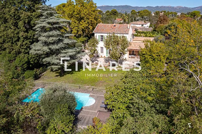 Maison à vendre - Marseille e , Les Trois Lucs - 7 pièces - 5 chambres