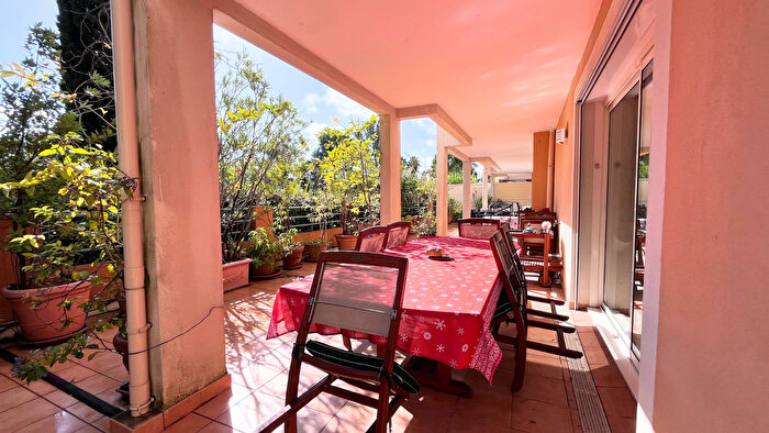 Appartement à vendre - Hyères, Costebelle, Almanarre - 4 pièces - 3 chambres