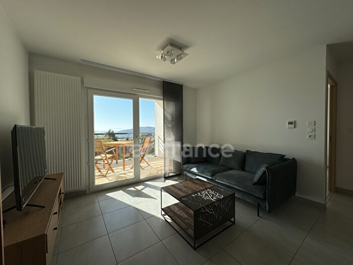 Les Ollières - Appartement 2 pièces à louer