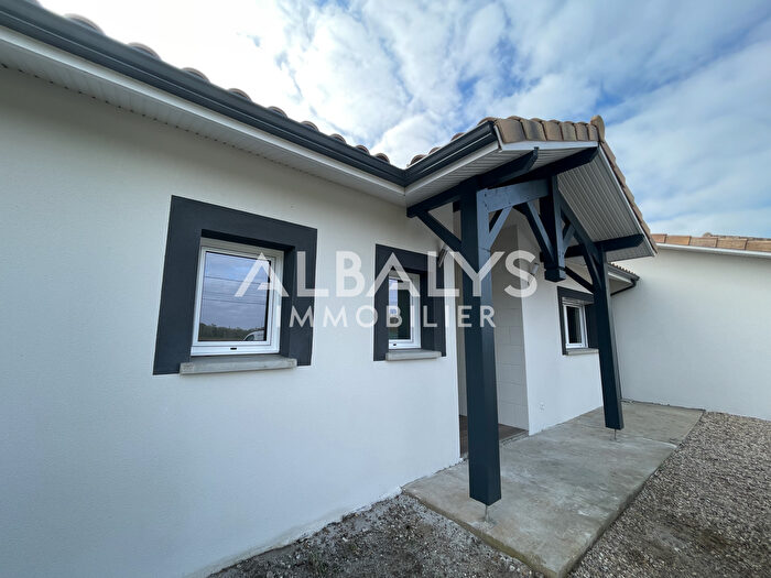 Maison à louer - Saint-Denis-de-Pile - 5 pièces - 4 chambres