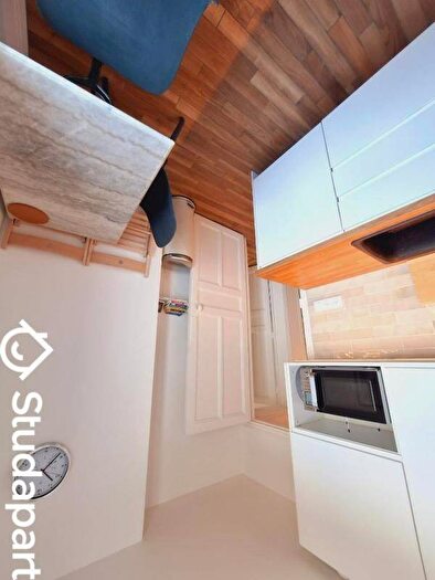 Appartement à louer - Centre Ville-Calais, Argenteuil - 1 pièce - 1 chambre