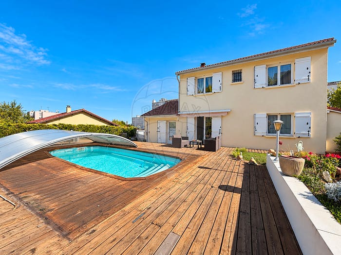 Maison 6 pièces à vendre à Villefranche-sur-Saône, Centre-ville