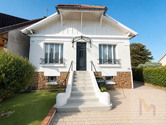 Maison 4 pièces à Gagny, Maison Blanche, à vendre