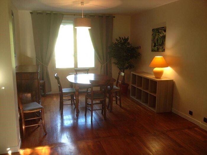 Appartement 3 pièces à louer à Houssières, Châtenay-Malabry