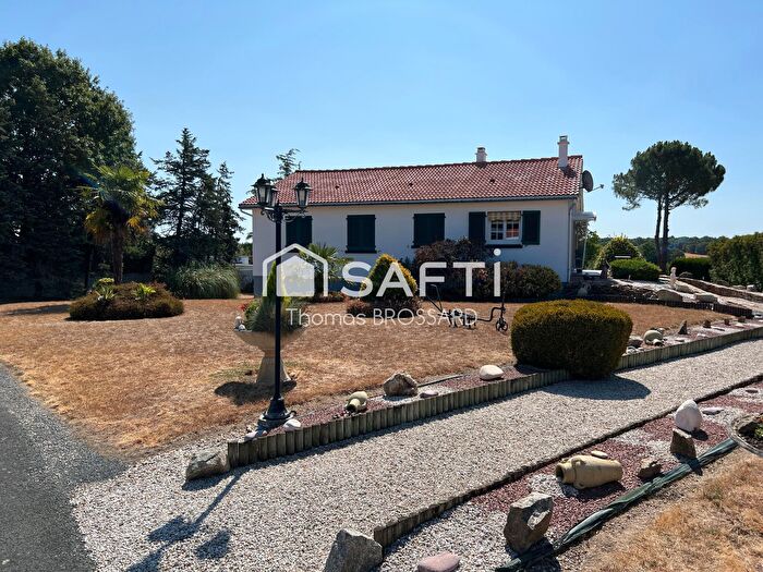 Maison 5 pièces à Dompierre-sur-Yon, à vendre