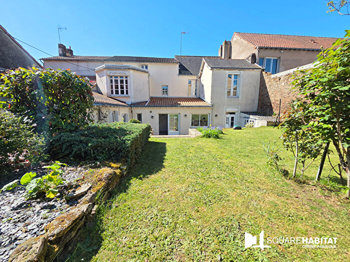 Maison à vendre - Cholet, Gambetta - 9 pièces - 5 chambres