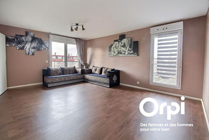 Appartement à vendre - Trappes, Coeur des Merisiers - 4 pièces - 3 chambres