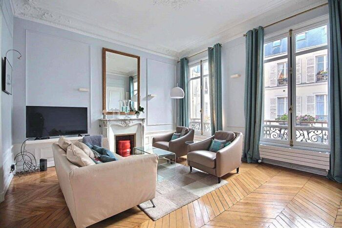 Appartement à louer - Europe, Paris ème arrondissement - 2 pièces - 2 chambres