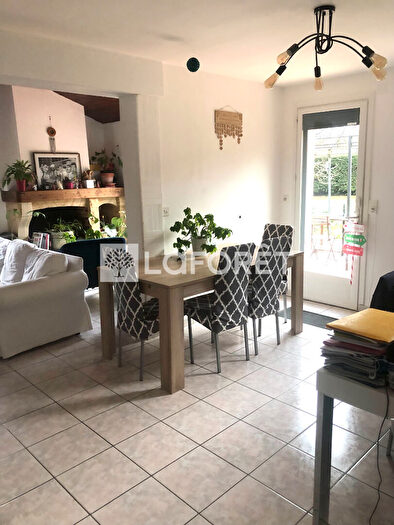 Maison à vendre - Pradines - 4 pièces - 3 chambres