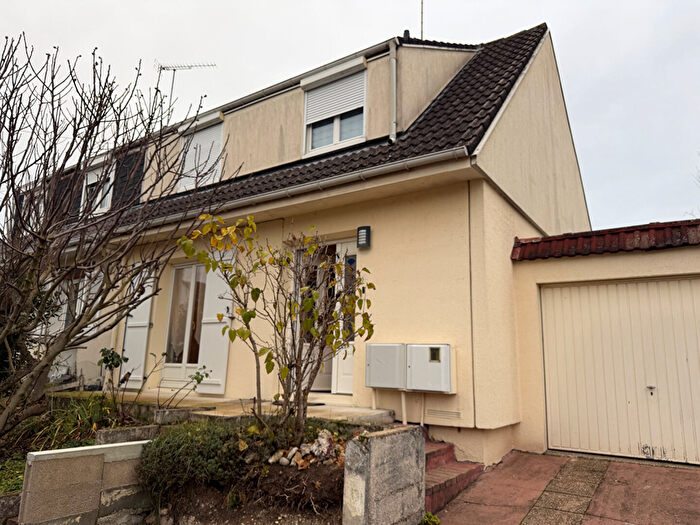 Maison à vendre - Saint-Ay - 6 pièces - 3 chambres