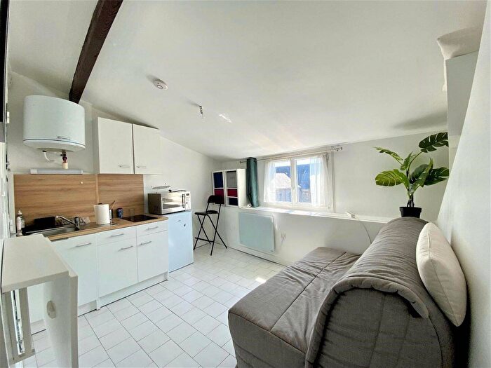 Appartement à louer - Centre, Angers - 1 pièce