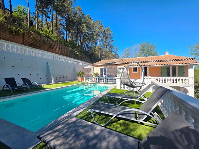 Maison 8 pièces à vendre à Vidauban