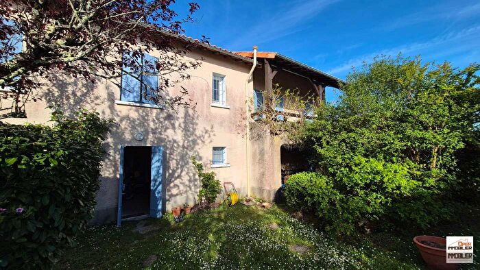 Maison à vendre - Ribérac - 5 pièces - 4 chambres